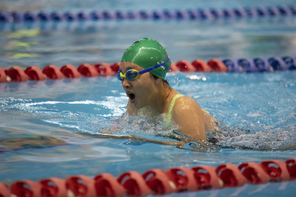 Learn to swim and dive classes - Abbotsleigh | Empowering young women ...